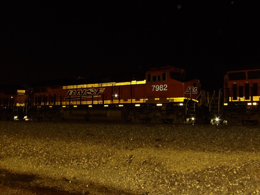 BNSF ES44C4 7982